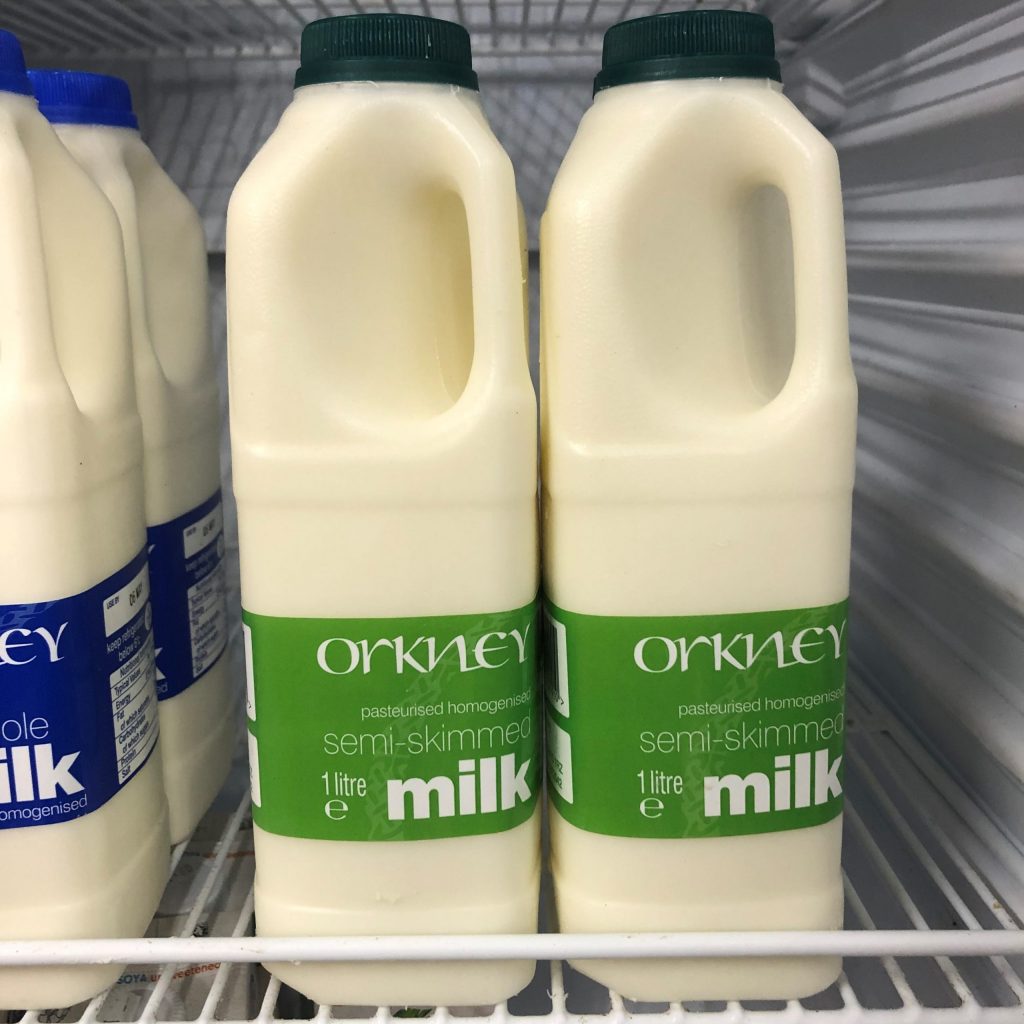 1 Litre Crantit Semi Skimmed Milk - Rendall's Bakery Ltd